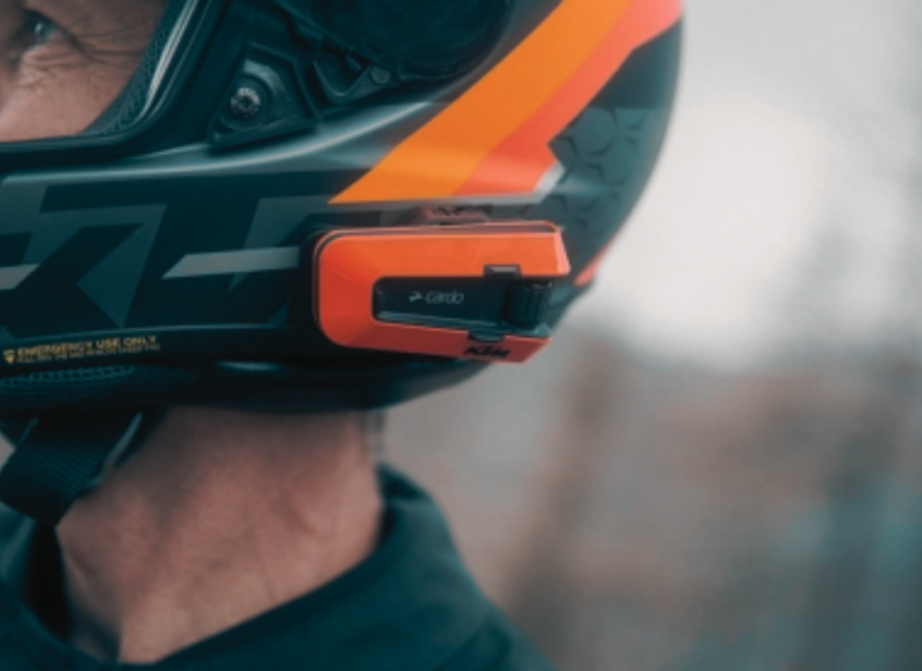Motorcycle Enthusiast's Guide: Perfect Helmet Intercom Selection